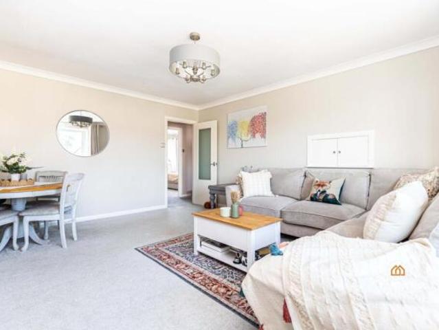 2 bedroom apartment for sale in Grange Road, Broadstone, BH18