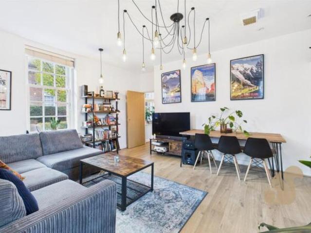 2 bedroom apartment for sale in Grace Bartlett Gardens, Chelmsford, CM2
