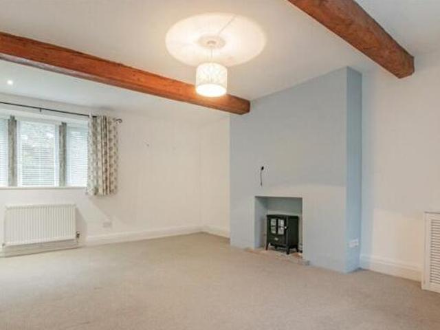 2 Bedroom Apartment For Sale In Grasscroft, Saddleworth