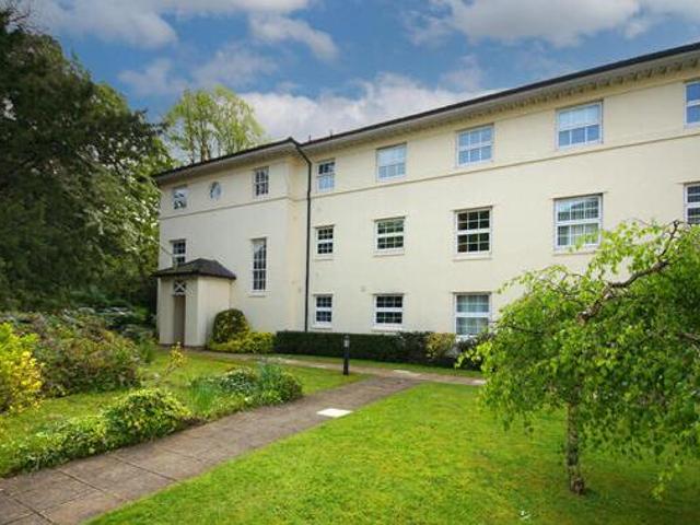 2 Bedroom Apartment For Sale In Gravel Hill Road, Yate