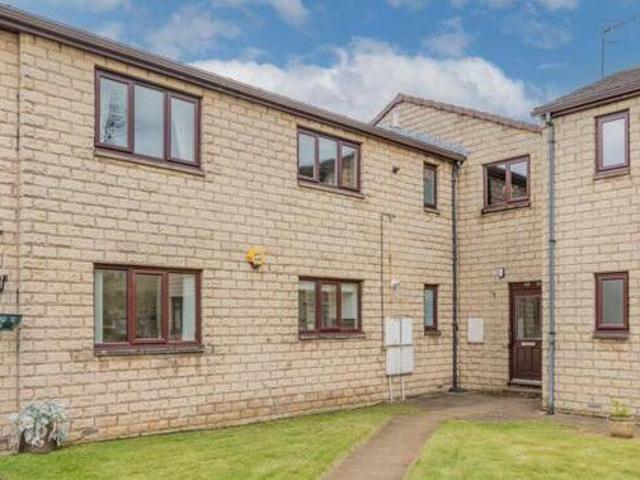 2 Bedroom Apartment For Sale In Greenfield, Saddleworth