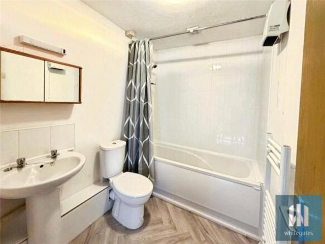 2 bedroom apartment for sale in Greenhead Court, Mountjoy Road, Huddersfield, HD1