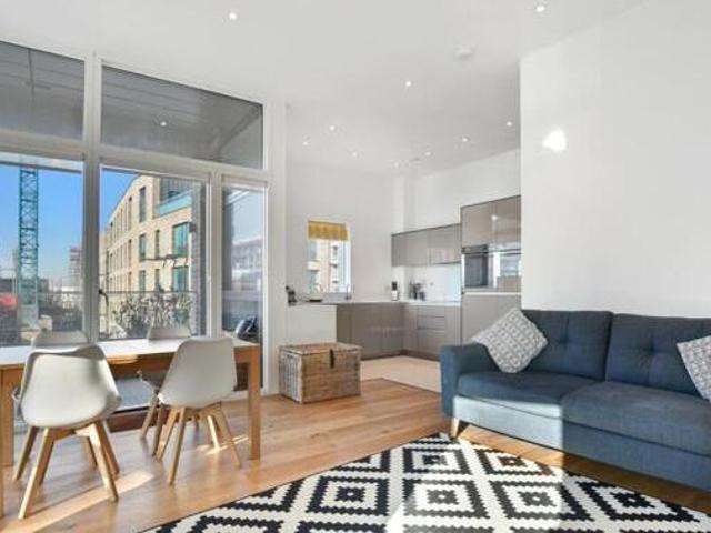 2 Bedroom Apartment For Sale In Greenwich, London
