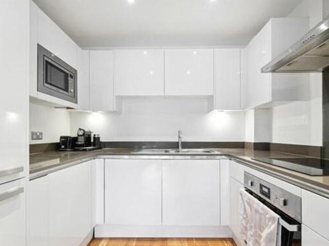 2 Bedroom Apartment For Sale In Greenwich, London