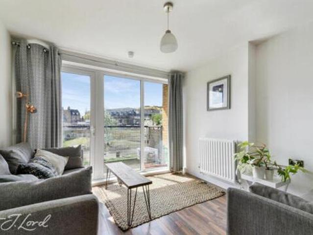 2 Bedroom Apartment For Sale In Greenwich, London
