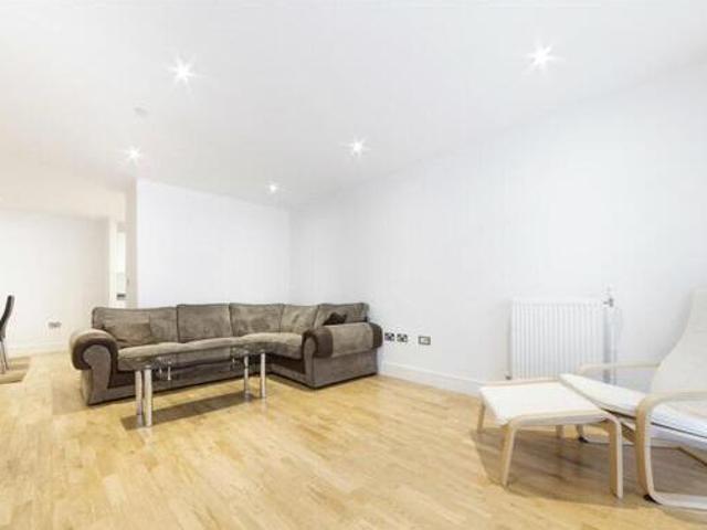 2 Bedroom Apartment For Sale In Greenwich, London