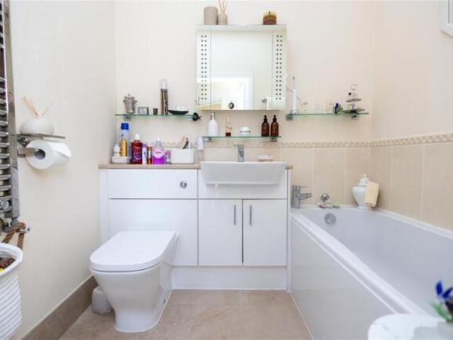 2 bedroom apartment for sale in Grosvenor Road, Bournemouth, Dorset, BH4
