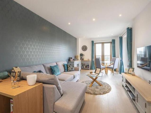 2 bedroom apartment for sale in Grosvenor Road, St. Albans, AL1