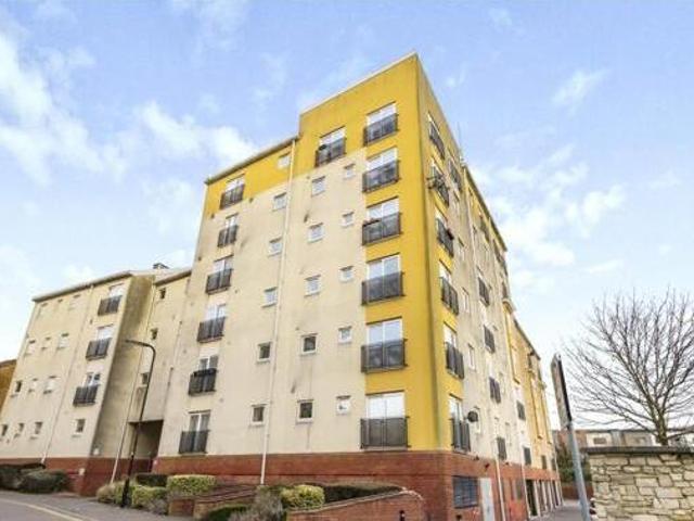 2 Bedroom Apartment For Sale In Hampshire
