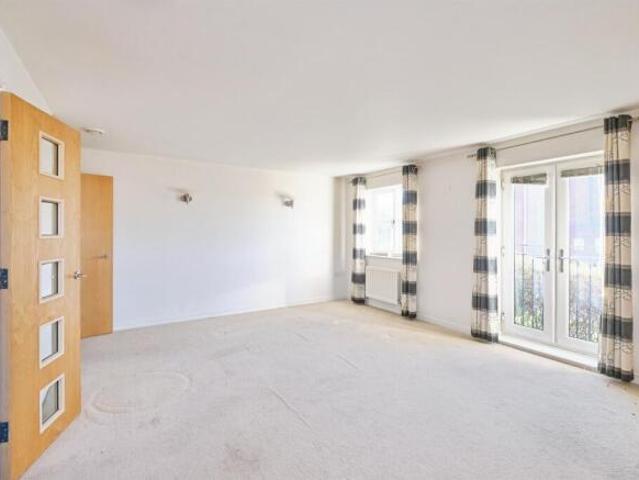 2 bedroom apartment for sale in Hamstead Road, Great Barr, Birmingham, B43