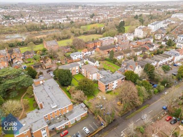 2 bedroom apartment for sale in Hanover Gardens, Upper Holly Walk, CV32