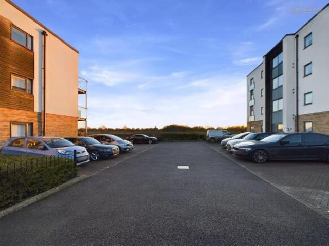 2 bedroom apartment for sale in Hartley Avenue, Peterborough, PE1