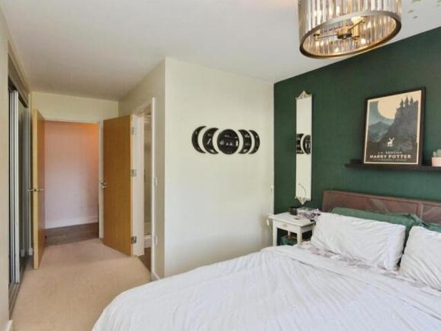 2 bedroom apartment for sale in Harvard Way, Oakgrove, Milton Keynes, MK10