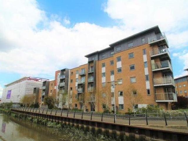 2 Bedroom Apartment For Sale In Hawkins Road