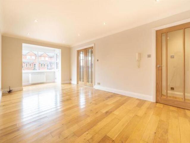 2 bedroom apartment for sale in Hawthorn Mews, Newcastle Upon Tyne, NE3