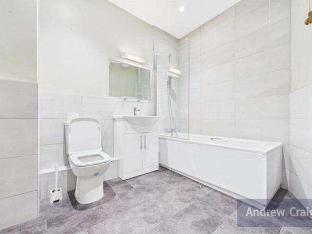 2 bedroom apartment for sale in Hawthorn Court, Hawthorn Road, Gosforth, NE3