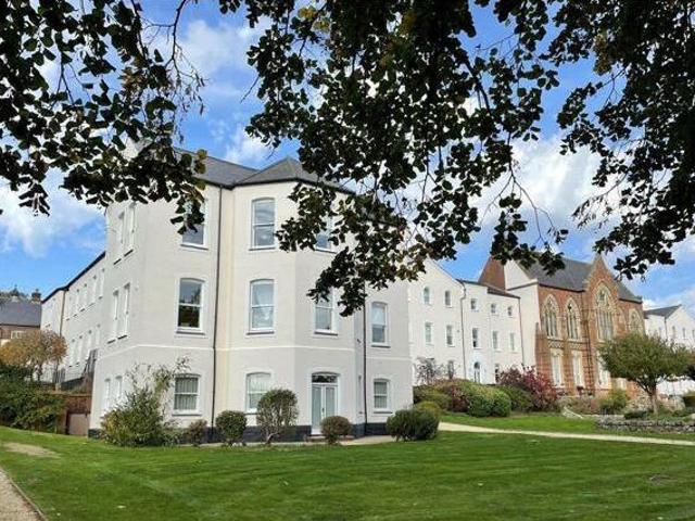 2 Bedroom Apartment For Sale In Hawthorn Road