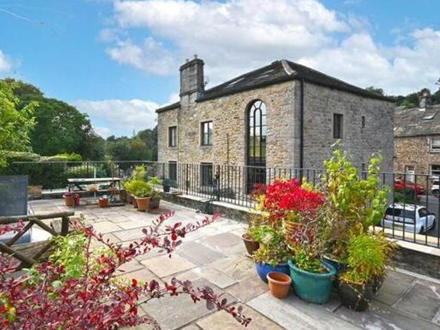 2 Bedroom Apartment For Sale In Hathersage