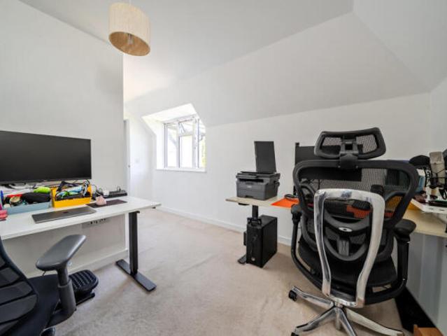 2 bedroom apartment for sale in Hayne Road, Beckenham, BR3