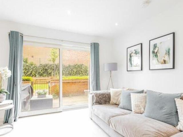 2 Bedroom Apartment For Sale In Hendon