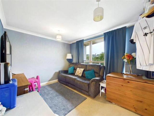 2 bedroom apartment for sale in Hening Avenue, Ipswich, Suffolk, IP3