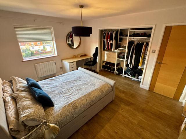 2 bedroom apartment for sale in Henke Court, Cardiff, CF10