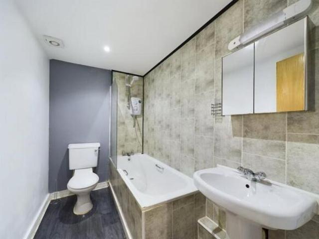 2 bedroom apartment for sale in Henry Street, Liverpool, Merseyside, L1