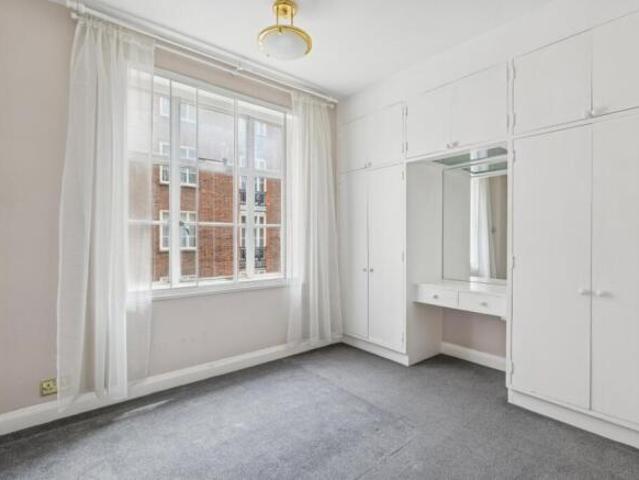 2 bedroom apartment for sale in Hertford Street, Mayfair, London, W1J