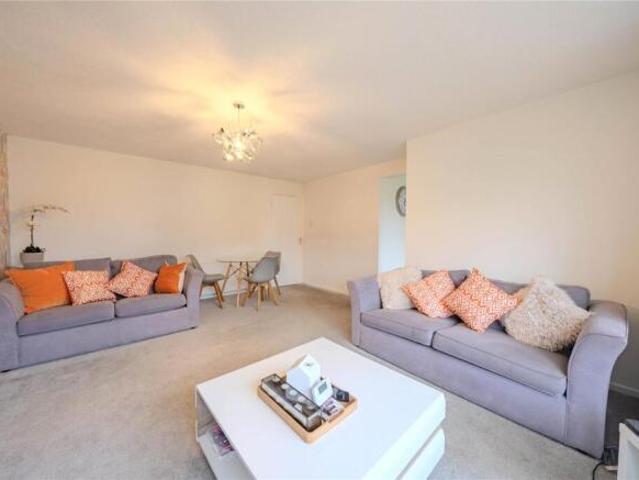 2 bedroom apartment for sale in High Ash Drive, Leeds, West Yorkshire, LS17
