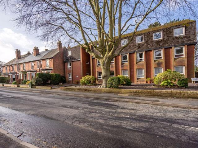 2 bedroom apartment for sale in High Street, Tettenhall, Wolverhampton, WV6