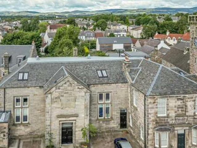 2 Bedroom Apartment For Sale In High Street