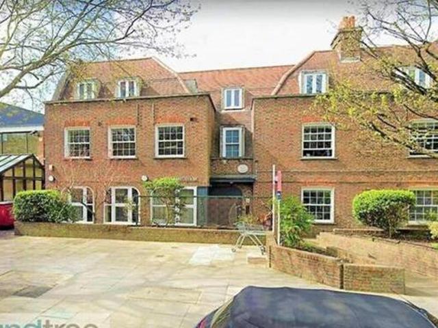 2 Bedroom Apartment For Sale In High Road