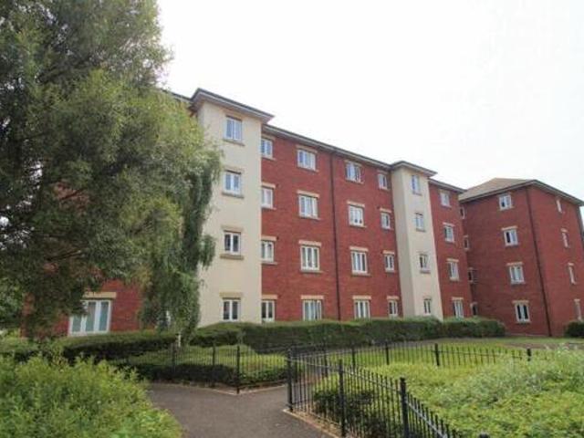 2 Bedroom Apartment For Sale In Highbridge, Somerset