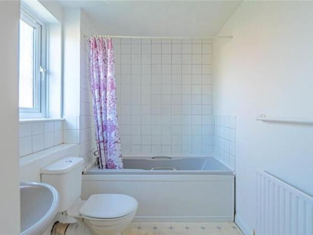 2 bedroom apartment for sale in Highfield Road, Bushey, Hertfordshire, WD23