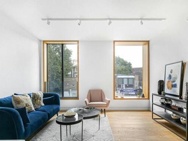 2 Bedroom Apartment For Sale In Highgate, London