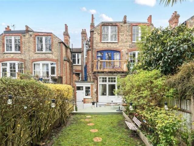 2 bedroom apartment for sale in Hillfield Park, London, N10