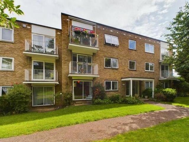2 Bedroom Apartment For Sale In Hitchin