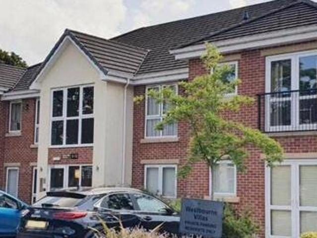 2 Bedroom Apartment For Sale In Holmes Chapel, Cheshire