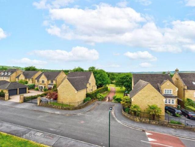 2 bedroom apartment for sale in Holyrood Avenue, Lodge Moor, Sheffield, S10