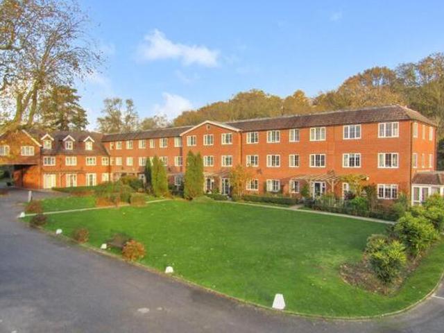 2 Bedroom Apartment For Sale In Hothfield