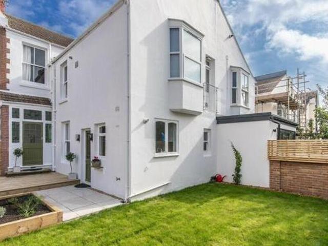 2 Bedroom Apartment For Sale In Hove
