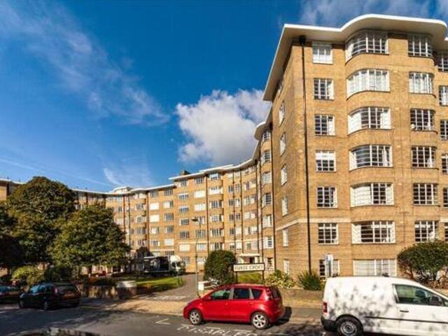 2 Bedroom Apartment For Sale In Hove, East Sussex