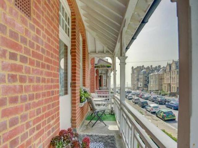 2 Bedroom Apartment For Sale In Hove, East Sussex