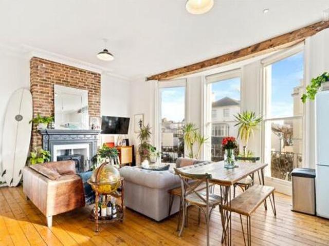 2 Bedroom Apartment For Sale In Hove, East Sussex