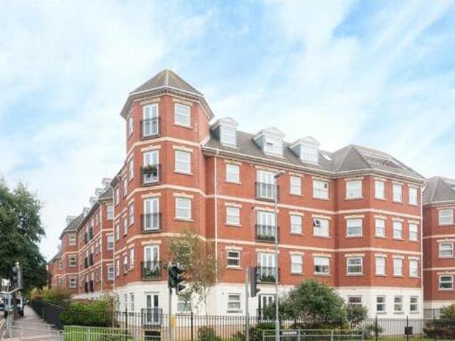 2 Bedroom Apartment For Sale In Hove, East Sussex
