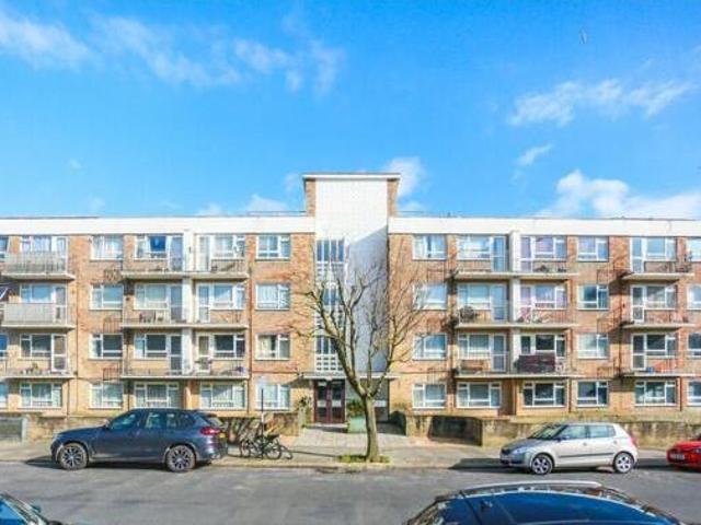 2 Bedroom Apartment For Sale In Hove, East Sussex