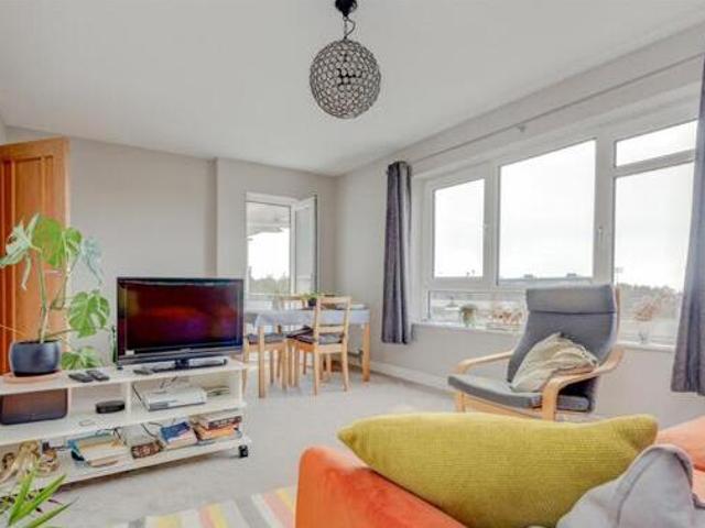 2 Bedroom Apartment For Sale In Hove, East Sussex