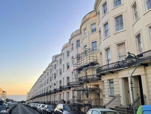 2 Bedroom Apartment For Sale In Hove, East Sussex