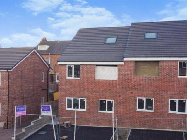 2 Bedroom Apartment For Sale In Hoyland
