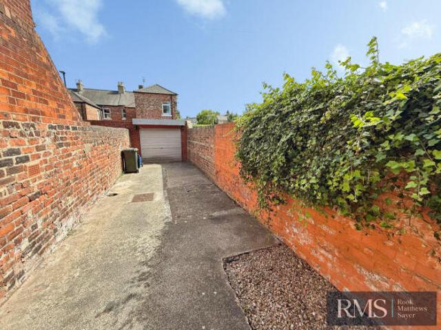 2 bedroom apartment for sale in Ivy Road, Newcastle Upon Tyne, NE3